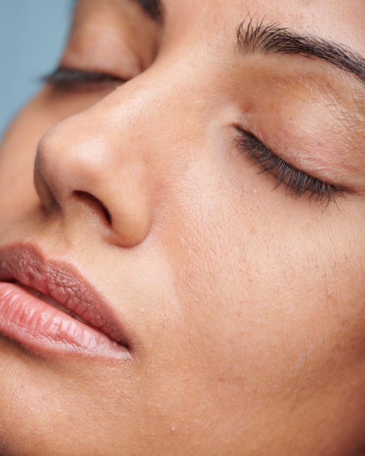 Master the Art of Minimalist Makeup (Without Looking Basic)