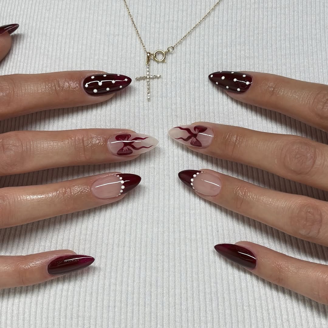 19 Understated Soft Glam Holiday Nails That Feel Festive